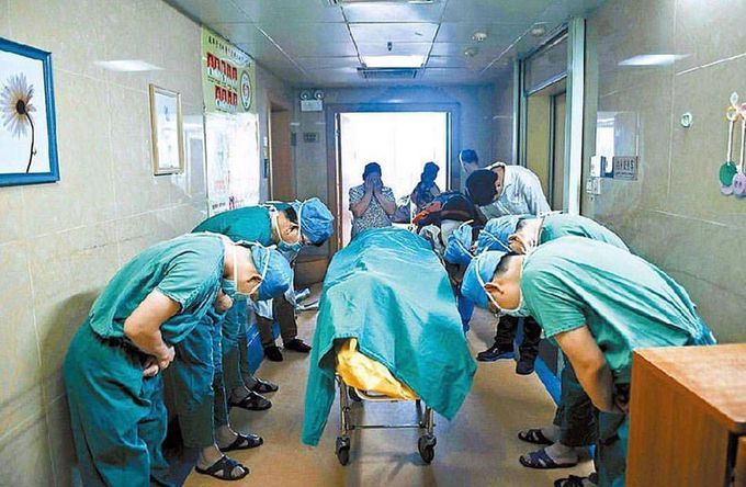 A heart touching photo showing doctors bowing down to show - MEDizzy